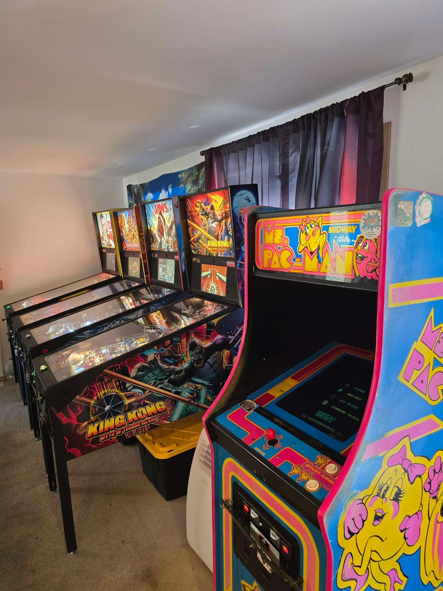 Ms. Pac-Man meets the Pinhouse for Humpday Wednesday – PlayGamesMore